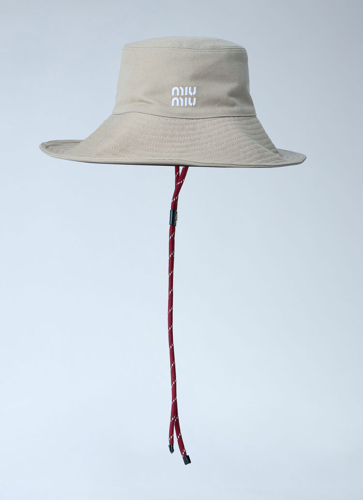 Miu Miu 女士 Denim Bucket Hat 在 Beige | LN-CC®