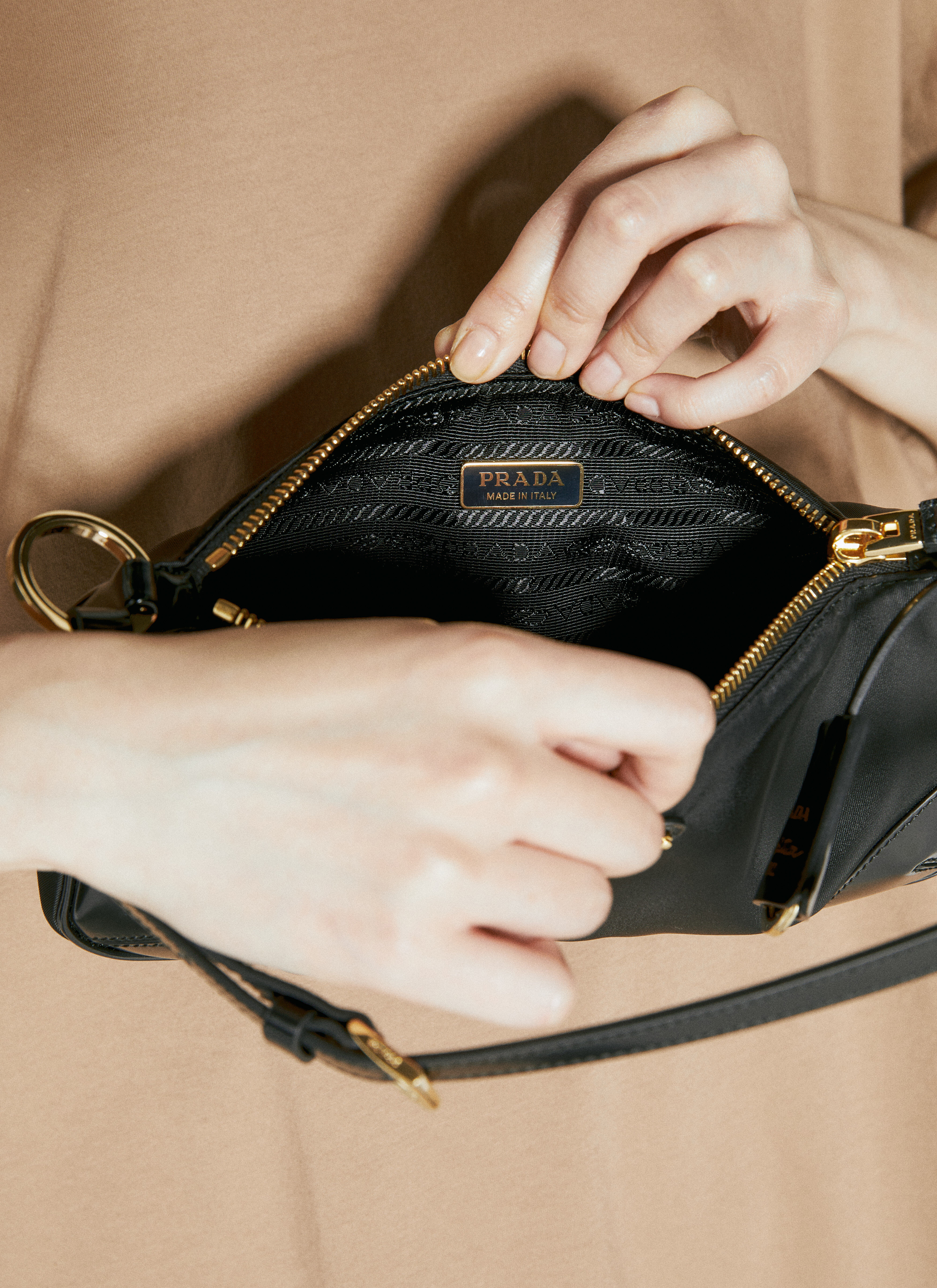 Prada Women's' Re-Edition 2002 Shoulder Bag in Black | LN-CC® Prada Women's' Re-Edition 2002 Shoulder Bag in Black | LN-CC®